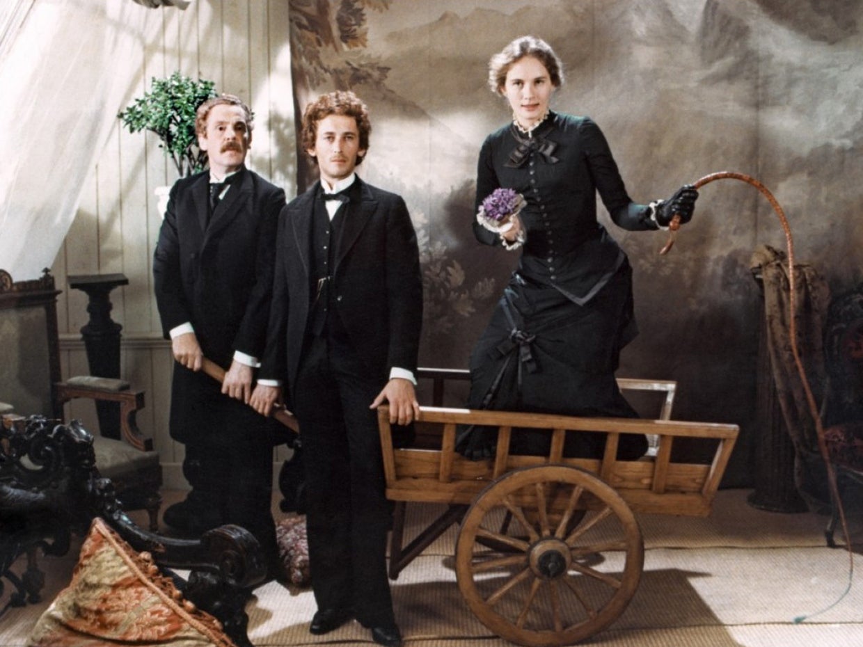 Oscar honors costume designer Piero Tosi