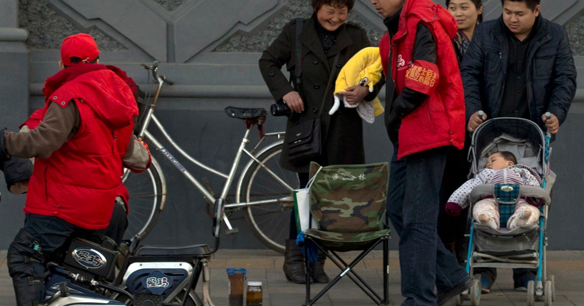 Easing of China's one-child policy brings unexpected results - CBS News