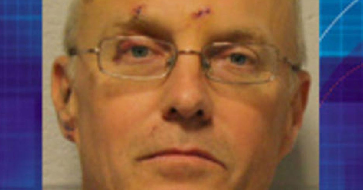 Robert Dellinger, ex-exec, arraigned in fatal N.H. crash - CBS News