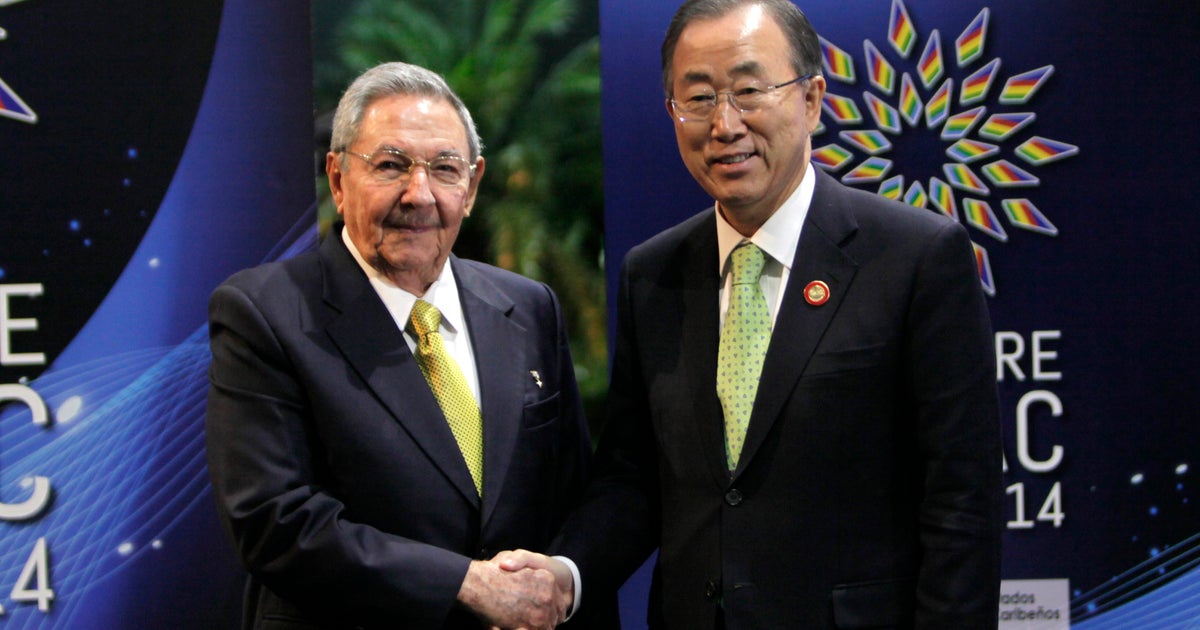 U.N. chief meets with Castro brothers in Havana - CBS News