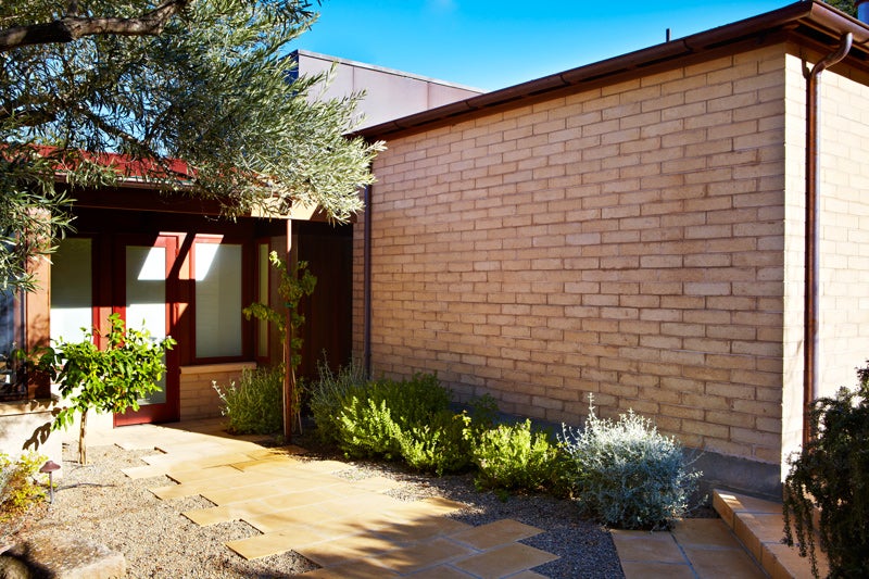 Natural home building: 10 homes built by the earth