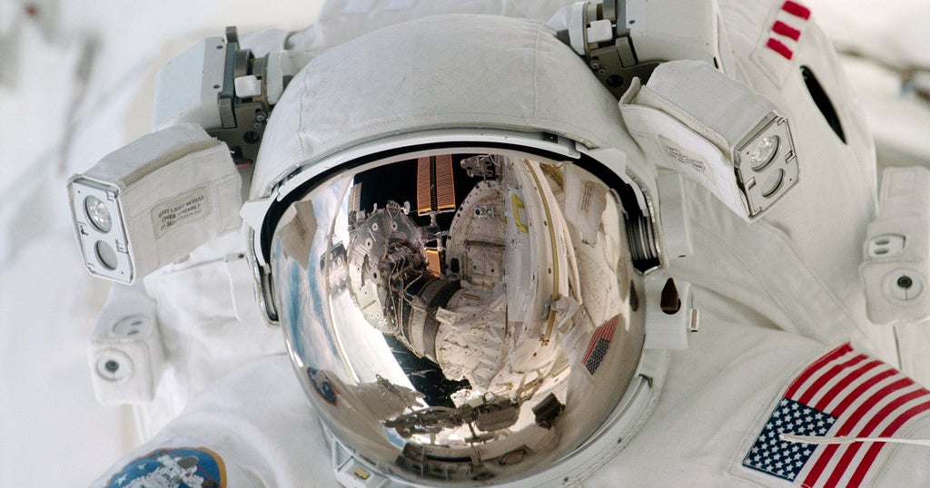 NASA's real-life "Gravity" pics