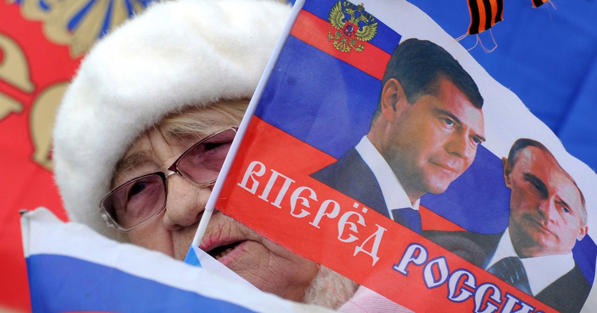 Ukraine crisis: Vladimir Putin declares Crimea a "sovereign and ...