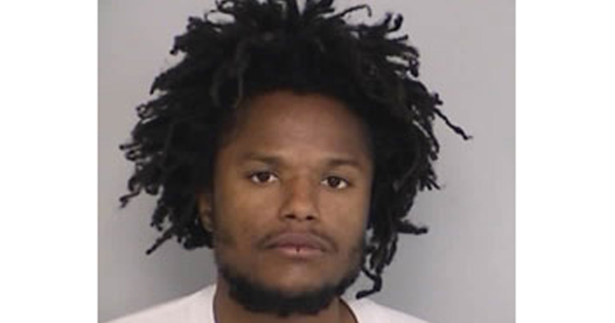 Darius Sorrells a suspect in slaying of mother, sister in North Las ...