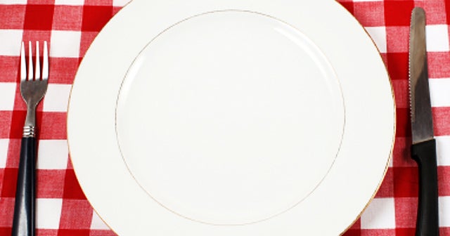 Chef Ben Daitz's coconut tiger shrimp num pang on THE Dish - CBS News