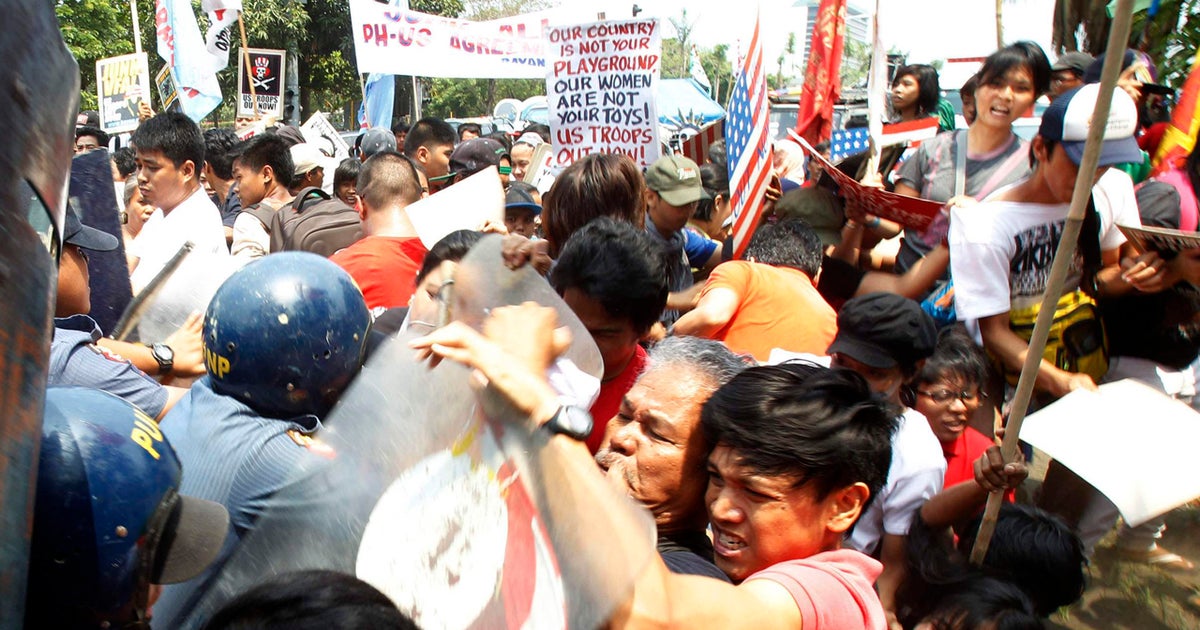 Anti-U.S. protest violence ahead of Obama visit highlights concern over ...