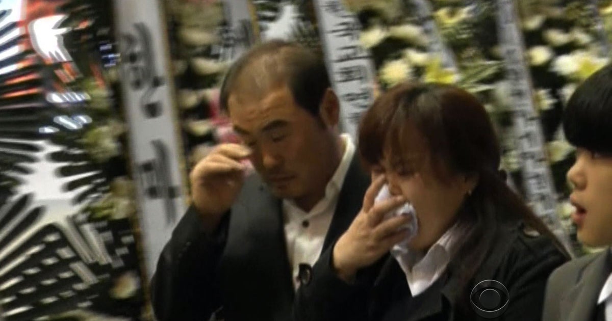 Parents suffer through grim search for dead teen ferry passengers - CBS ...