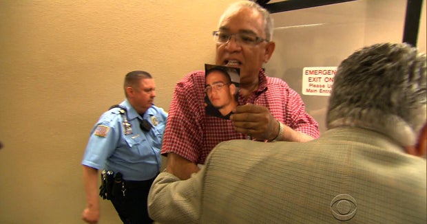 Protesters demand justice in Albuquerque police shootings - CBS News