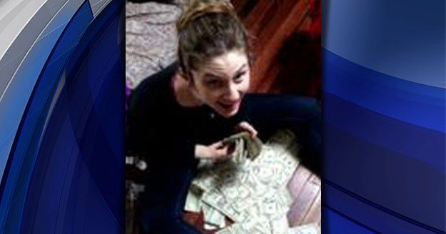N.Y. roommates find $41,000 in cash hidden in their couch - CBS News