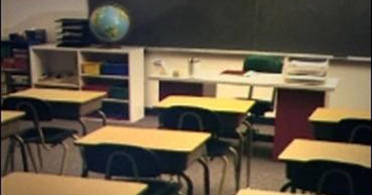 Georgia high school teacher resigns after student says he called her ...
