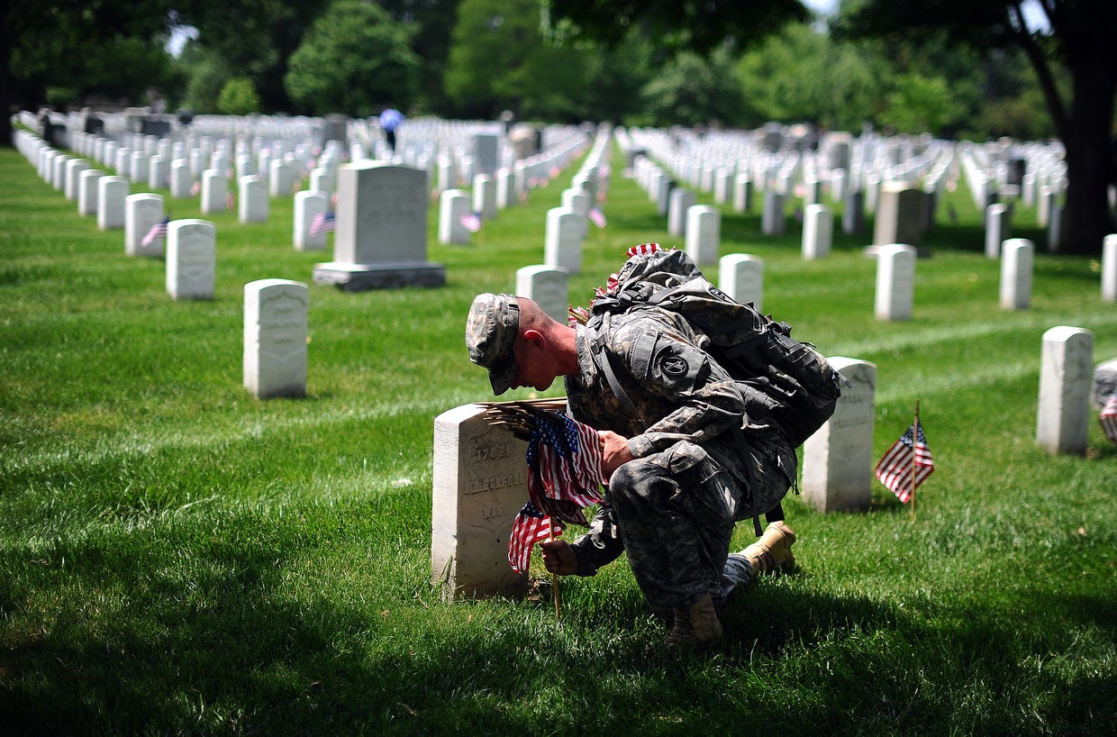 Honoring fallen service members