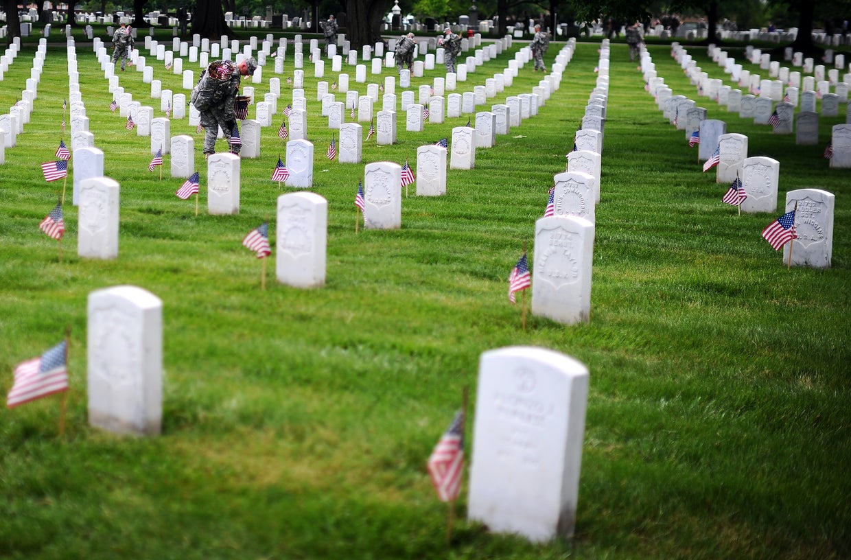 Honoring fallen service members