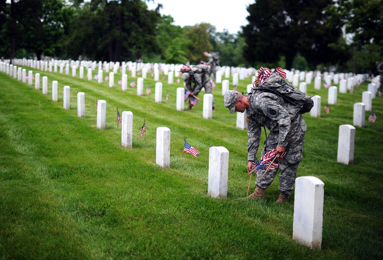 Honoring fallen service members