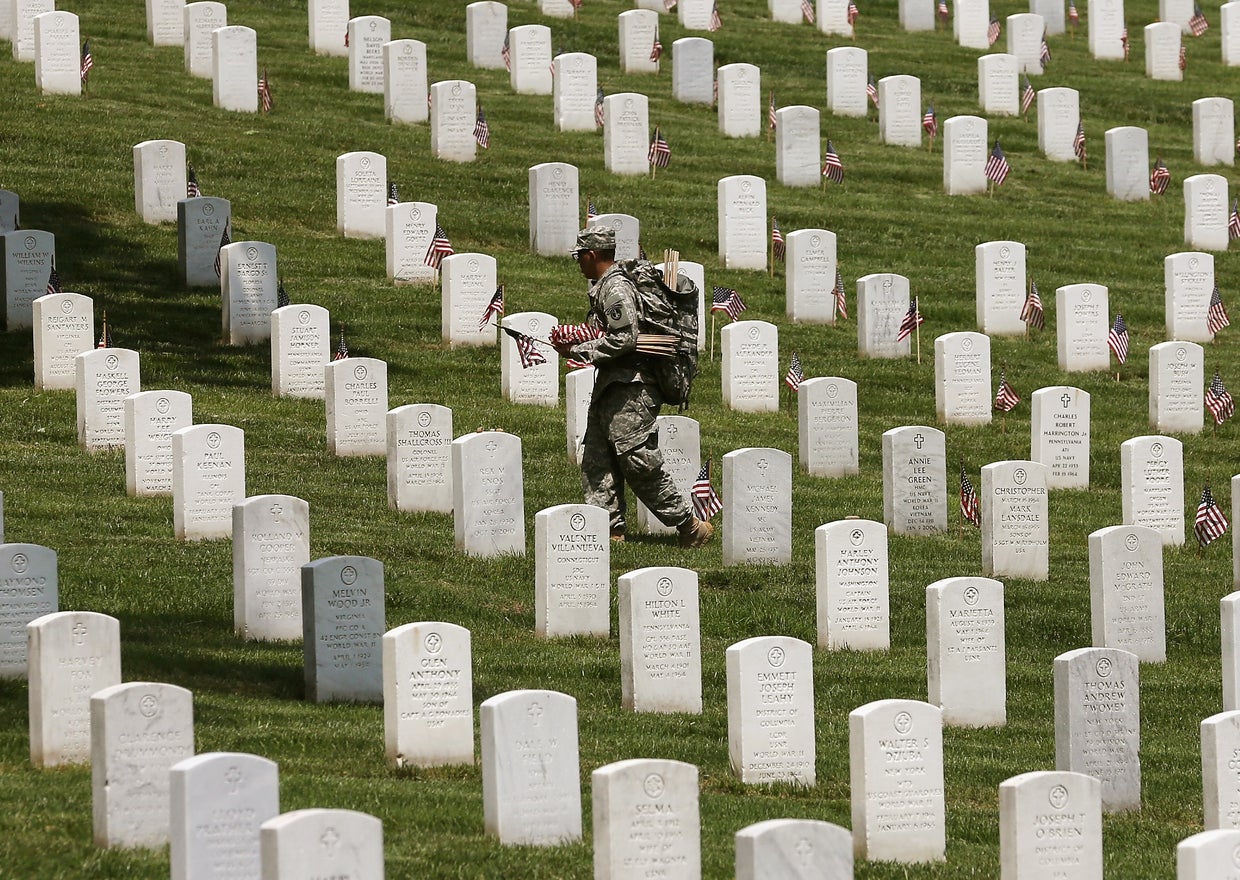 Honoring fallen service members