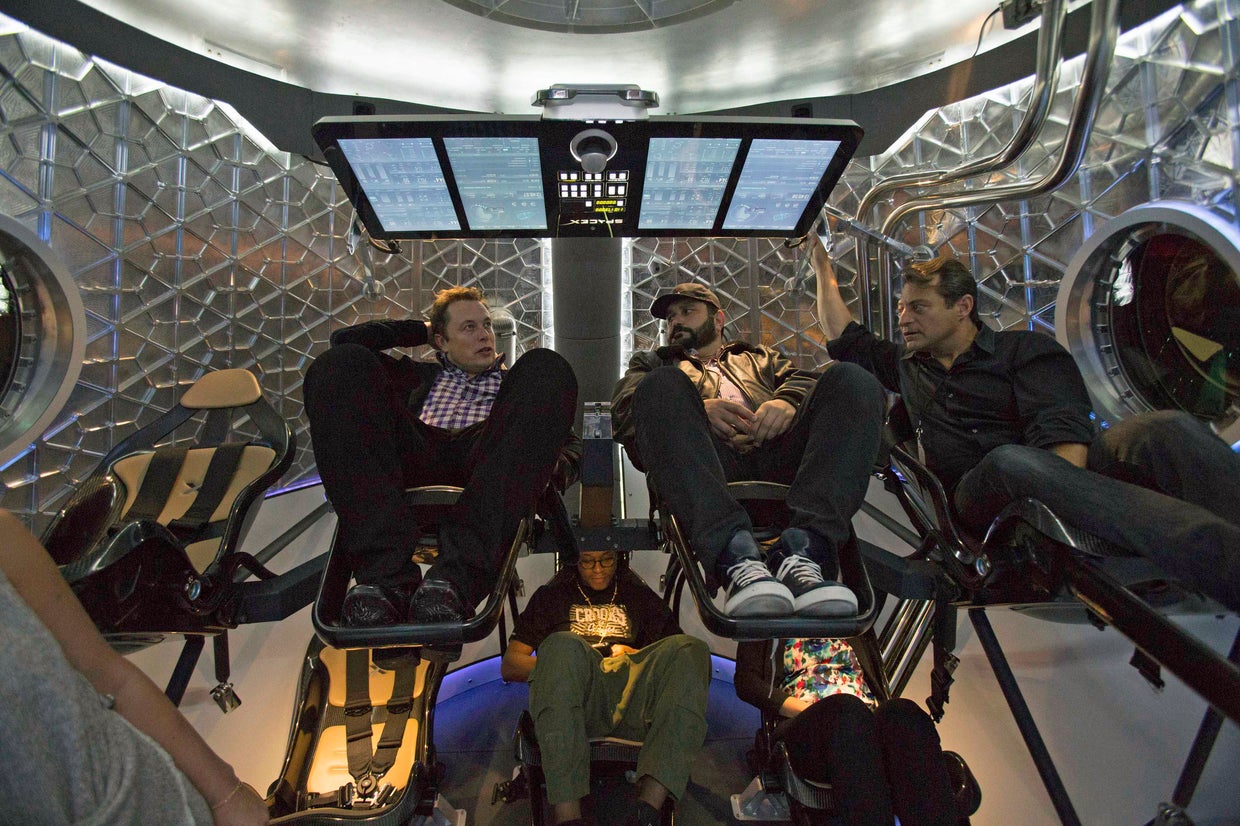 SpaceX Dragon version 2; Elon Musk's bid to build NASA's new space ...