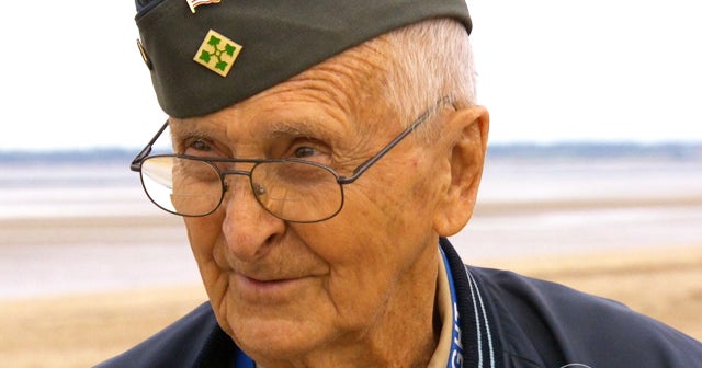 WWII vet brings D-Day to life for new generation - CBS News