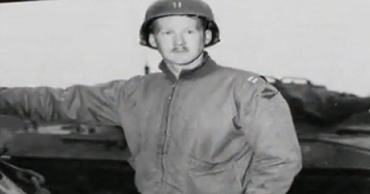 D-Day veteran: "We are the last reporters" of historic invasion - CBS News
