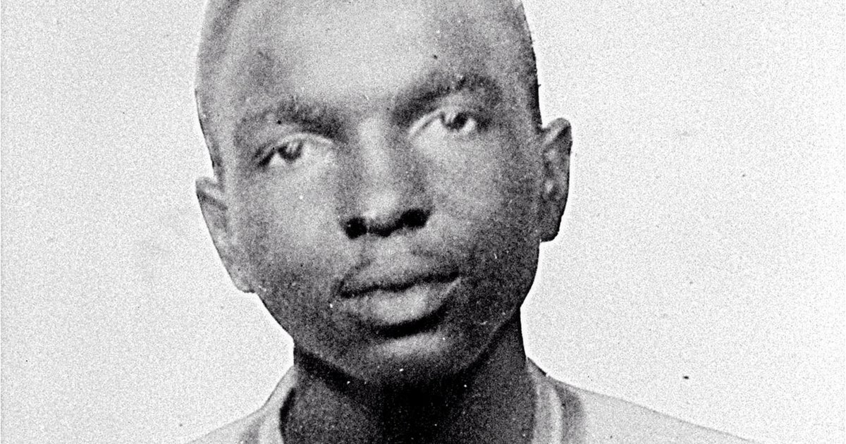 Town haunted by Klan killings elects first black mayor - CBS News