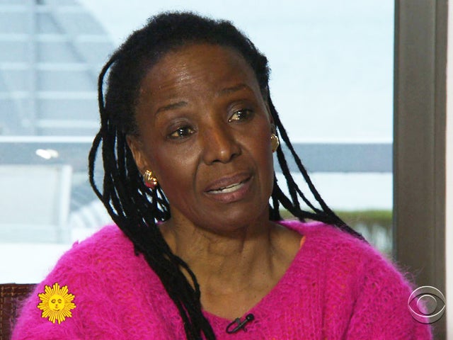 Restaurateur, former model, B. Smith reveals Alzheimer's battle - CBS News