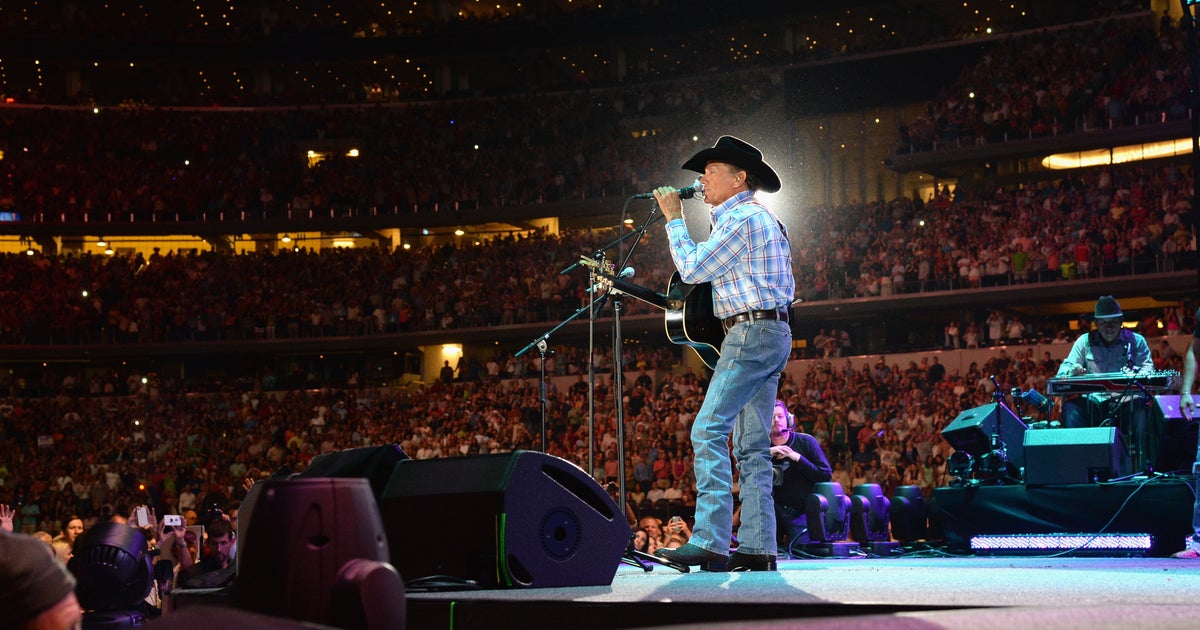 George Strait breaks Rolling Stones' concert record - CBS News