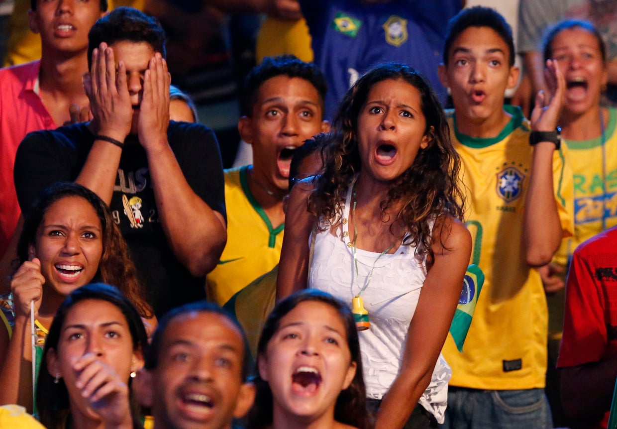 Fans worldwide watch World Cup