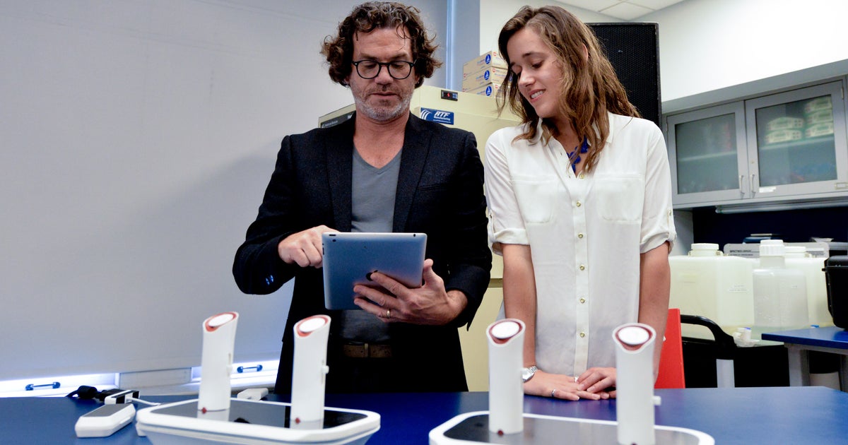 First scented messages sent across the Atlantic - CBS News