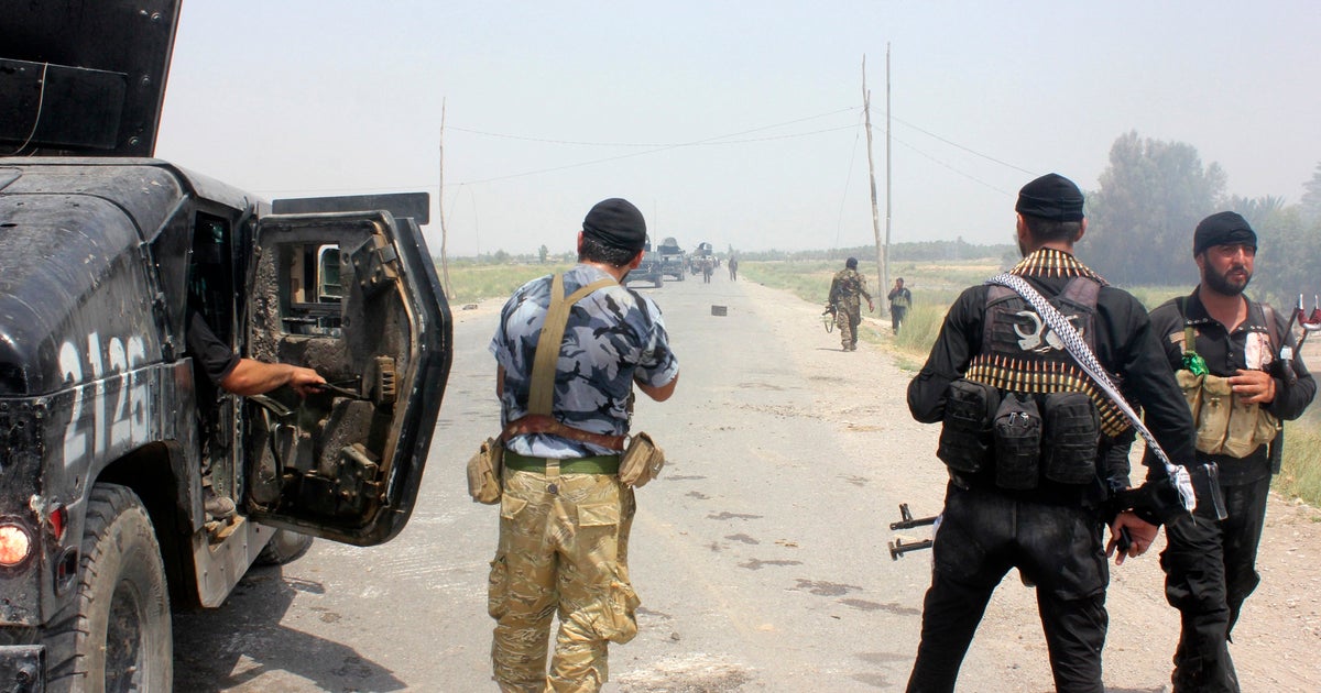 ISIS bombed in Iraq, but advances in Syria - CBS News