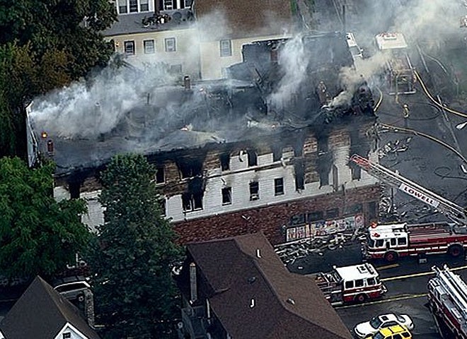 Several missing following fatal Lowell, Massachusetts, apartment fire ...