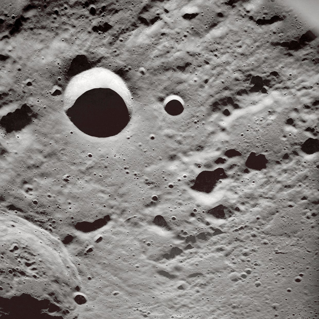 Views of space from Apollo