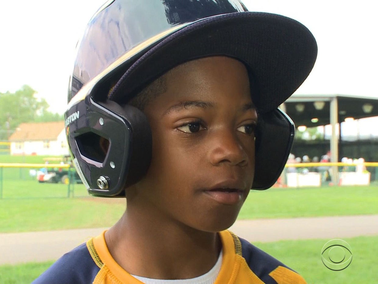 From the mean streets of Chicago: Little League greatness - CBS News