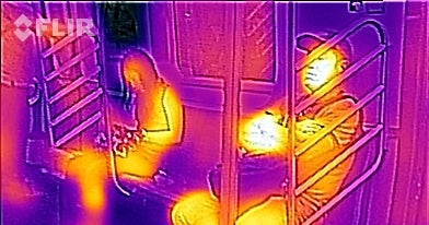 FLIR One thermal camera turns selfies into "hotties" - CBS News
