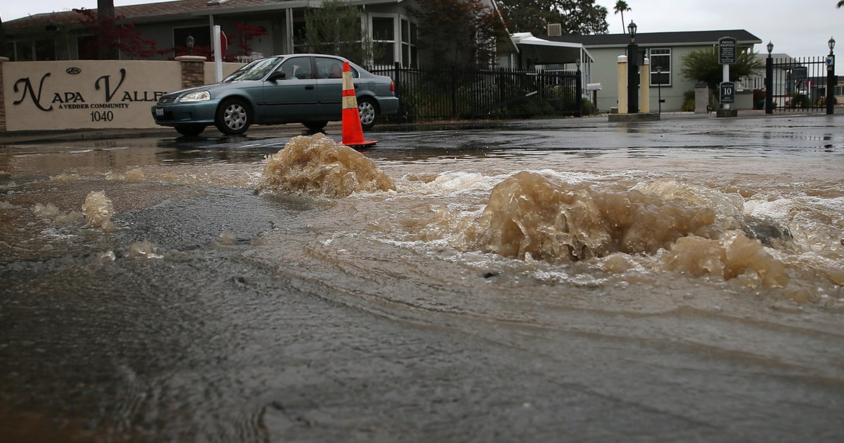 Aftershocks rumble in Napa Valley after large quake - CBS News