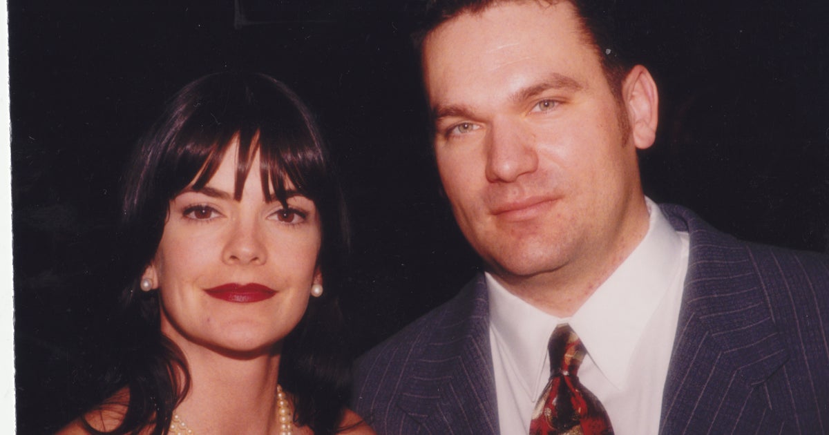 The death of John Bender: Suicide, accident or murder? - CBS News