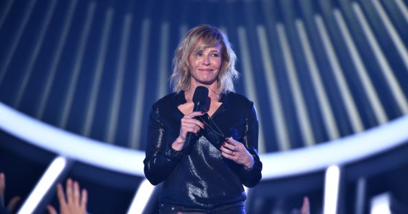 Chelsea Handler: Kanye West is "a maniac" - CBS News