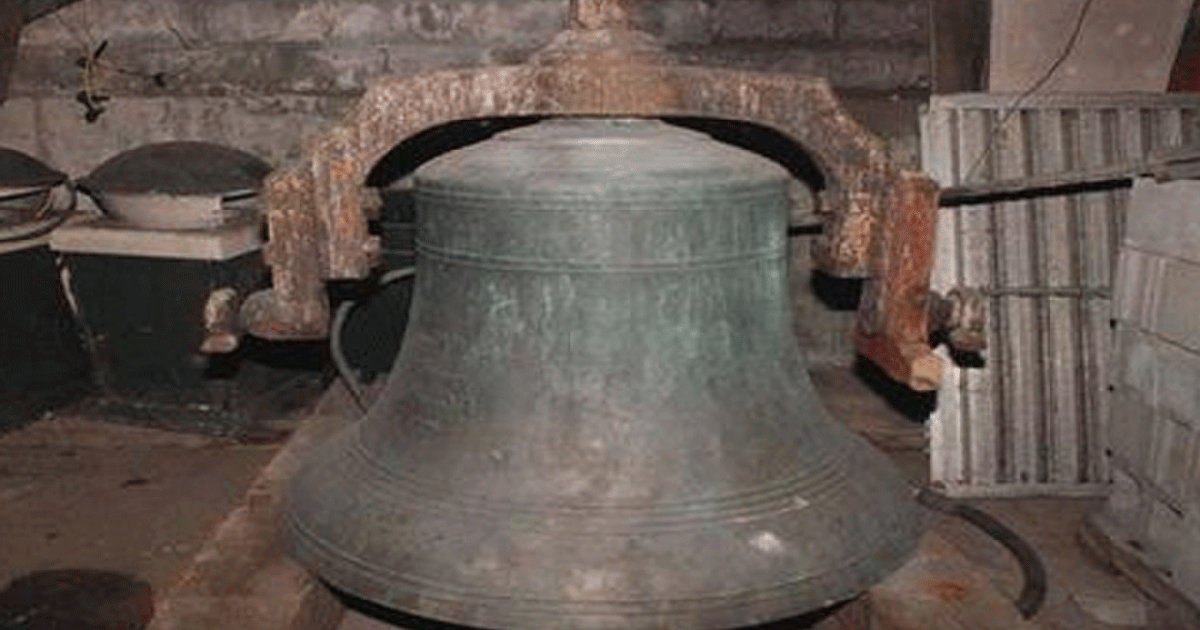Church bell, 2,300 lbs., stolen in upstate New York - CBS News