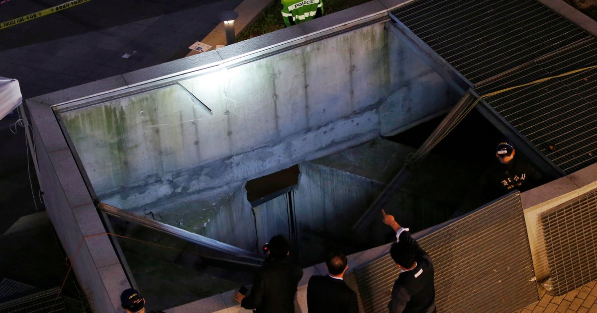 South Korean concert tragedy: Ventilation grate collapses at pop ...