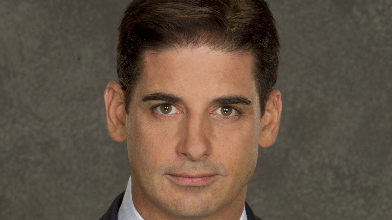 CBS News Team - Anchor & Correspondent Bios - CBS News