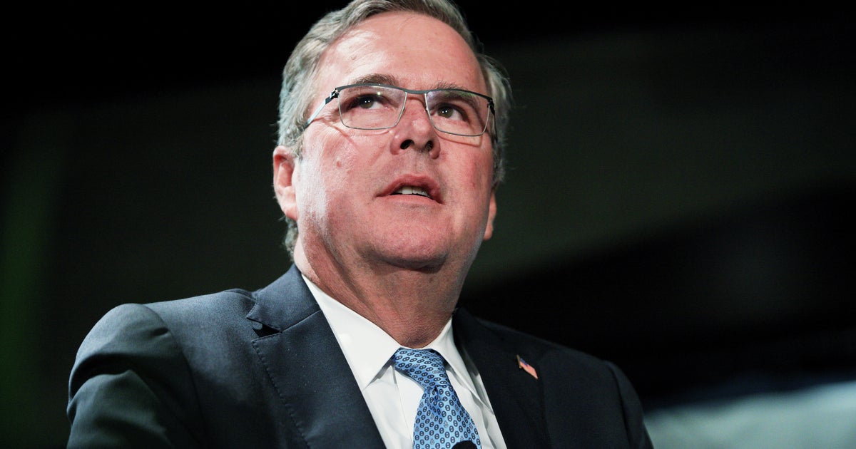 Jeb Bush pans Obama's "incompetent" response to Ebola - CBS News