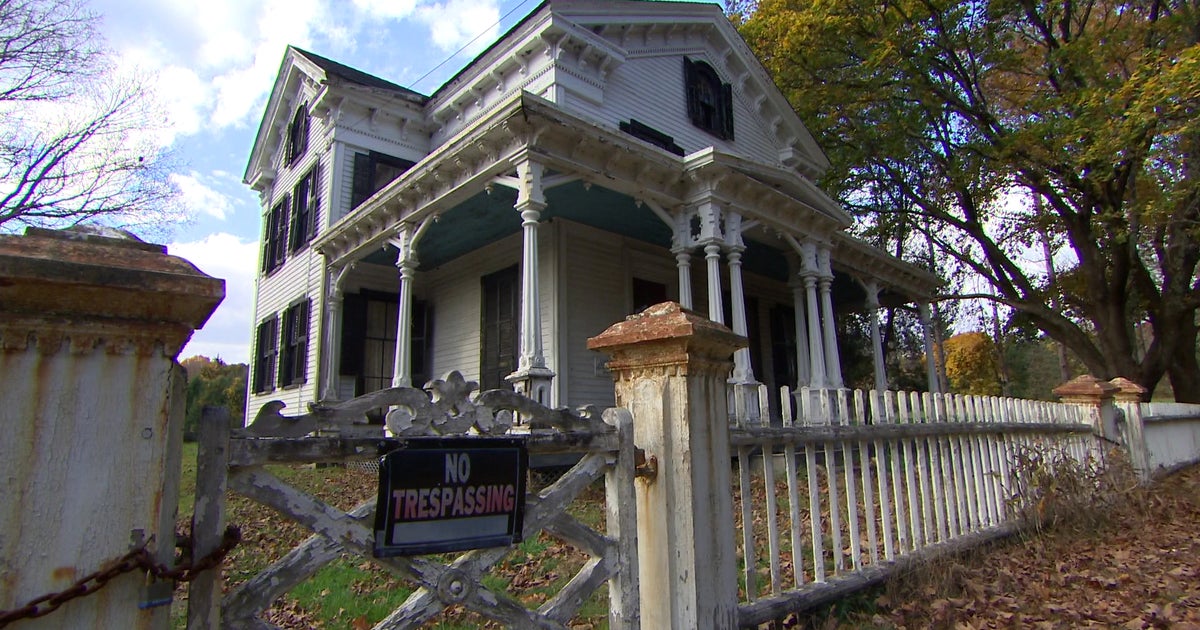 Connecticut ghost town auctioned for $1.9 million - CBS News