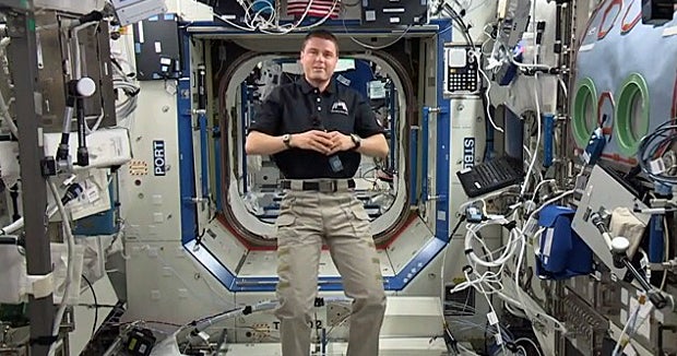 NASA astronaut "100 percent" confident about commercial space travel ...