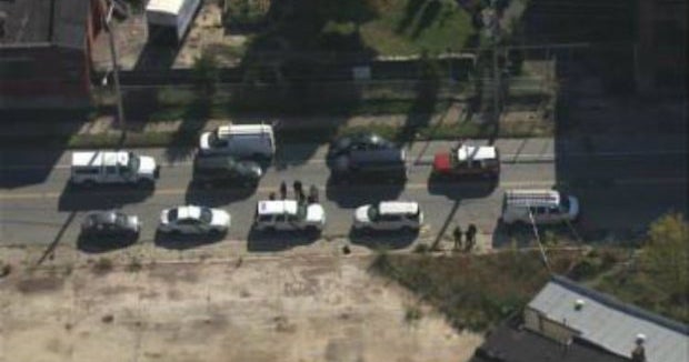 Philadelphia eviction notice leads to booby trap discovery - CBS News