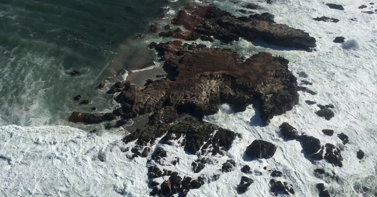 Survivor of boat accident: "It happened in seconds" - CBS News
