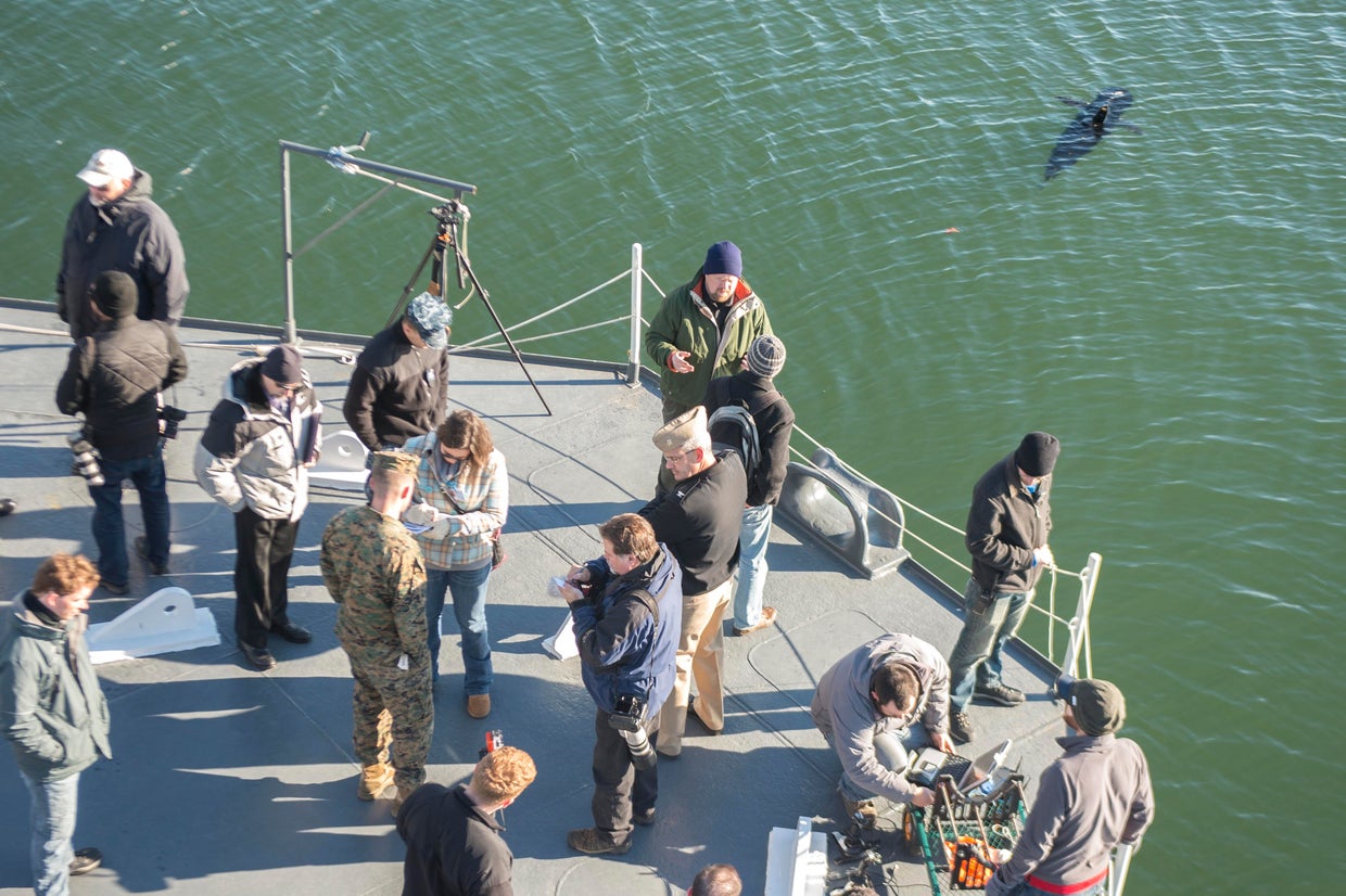 See the Navy's new underwater shark drone - CBS News