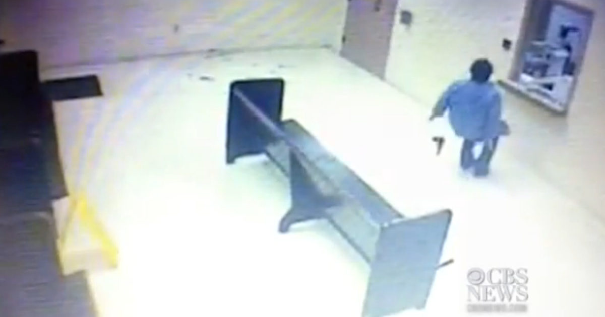 Texas police taze woman after "suicide by cop" attempt - CBS News