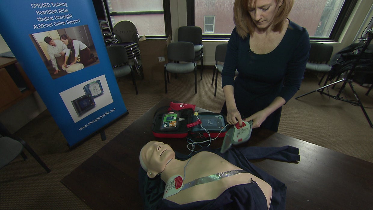 Arrested teen's actions seen as key in saving officer's life - CBS News