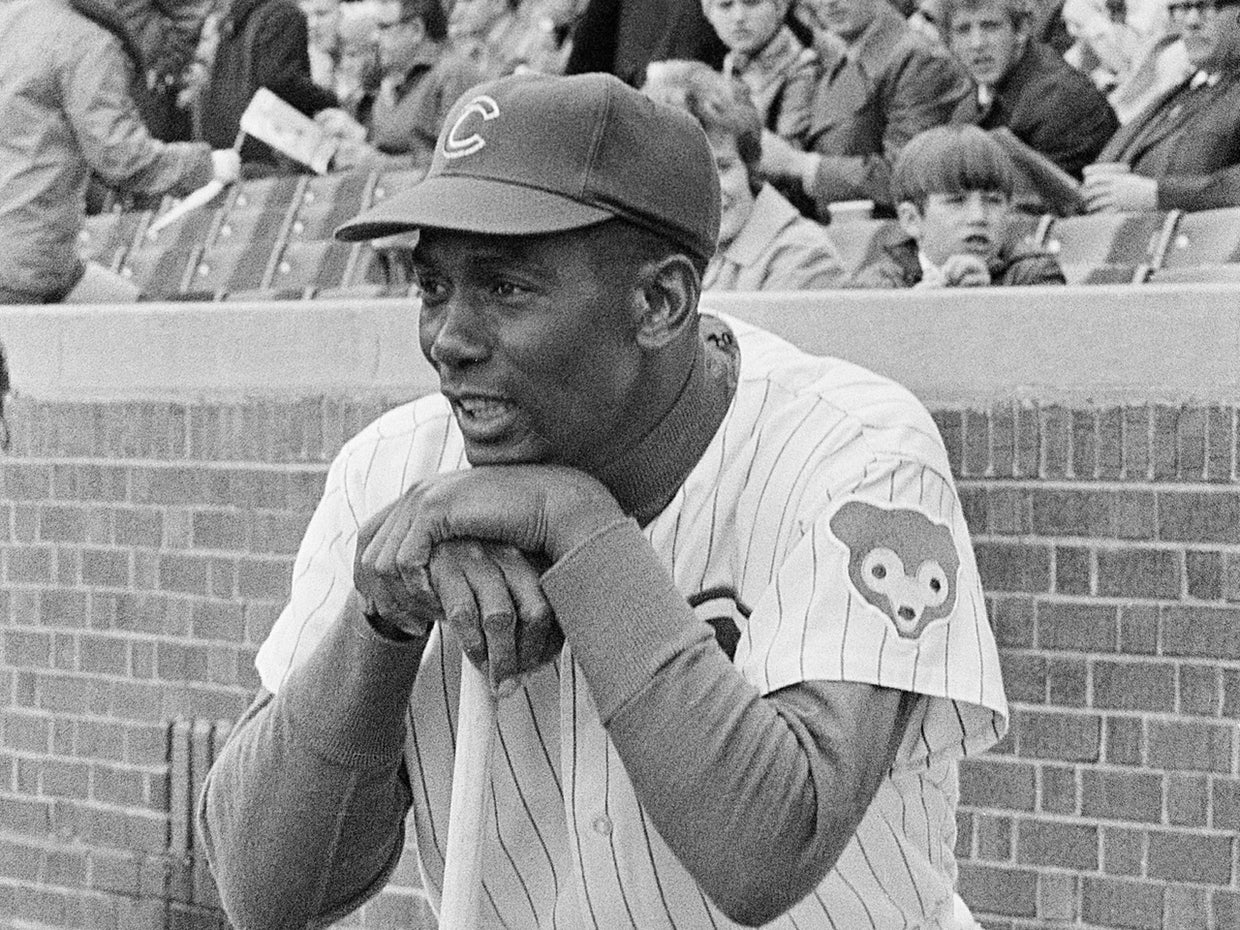 Ernie Banks, Hall of Famer known as "Mr. Cub," dies at 83 - CBS News