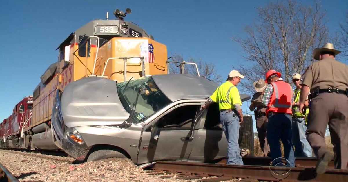 Deadly crash is reminder of danger of rail crossings - CBS News