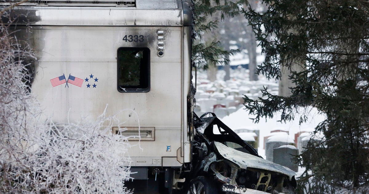 Commuter rail crash kills six