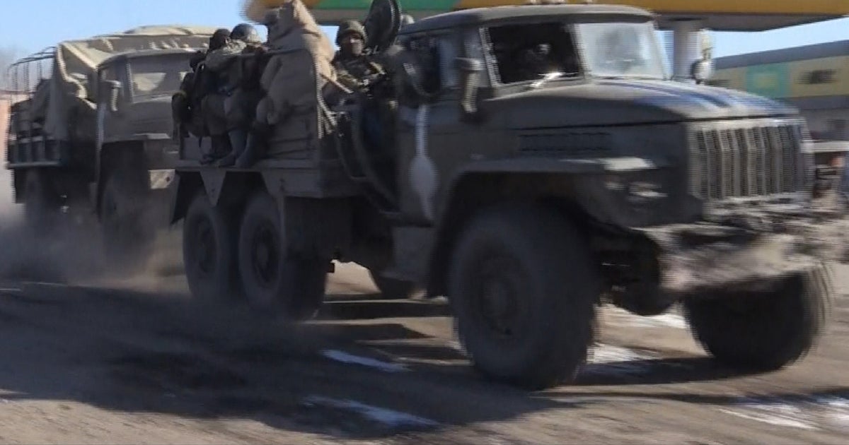 Ukraine forces seen retreating as pro-Russia rebels encircle Debaltseve ...