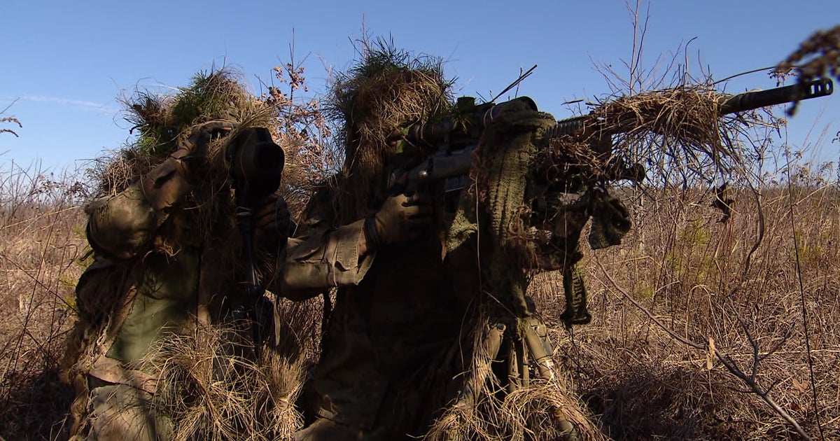 How Marine snipers are trained - CBS News